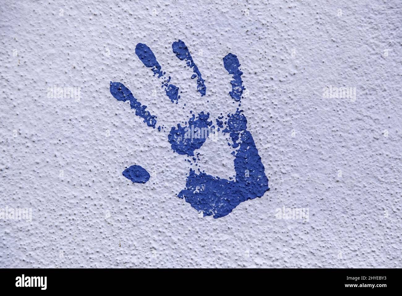 Blood stained handprint, crime and murder, fear Stock Photo - Alamy