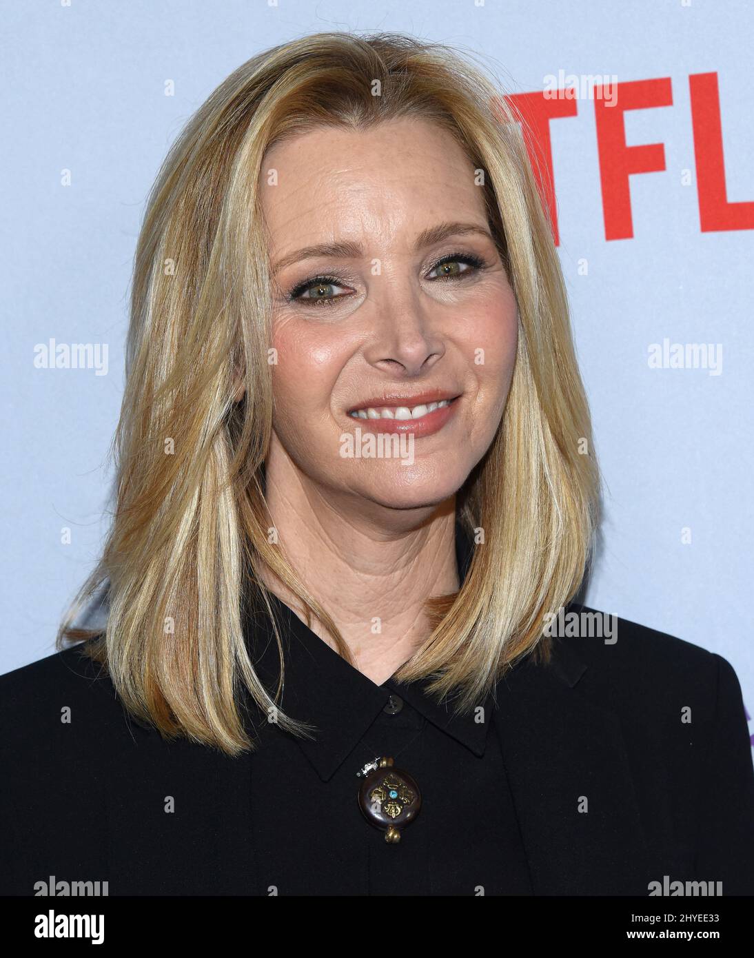 Lisa Kudrow at the Netflix's 'Grace and Frankie' Season 4 Premiere ...