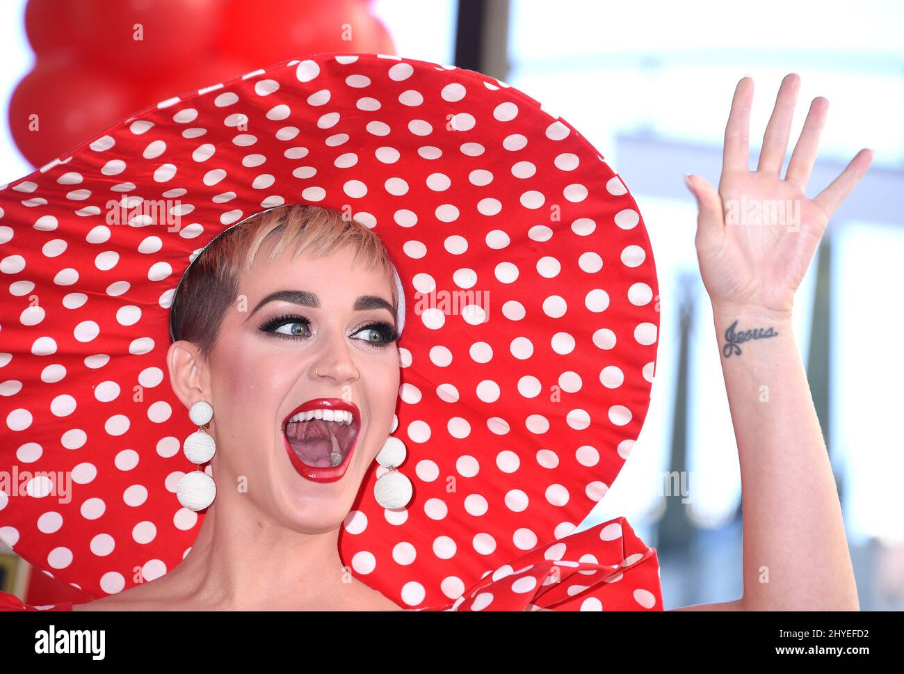 January 2018 hollywood hi-res stock photography and images - Alamy