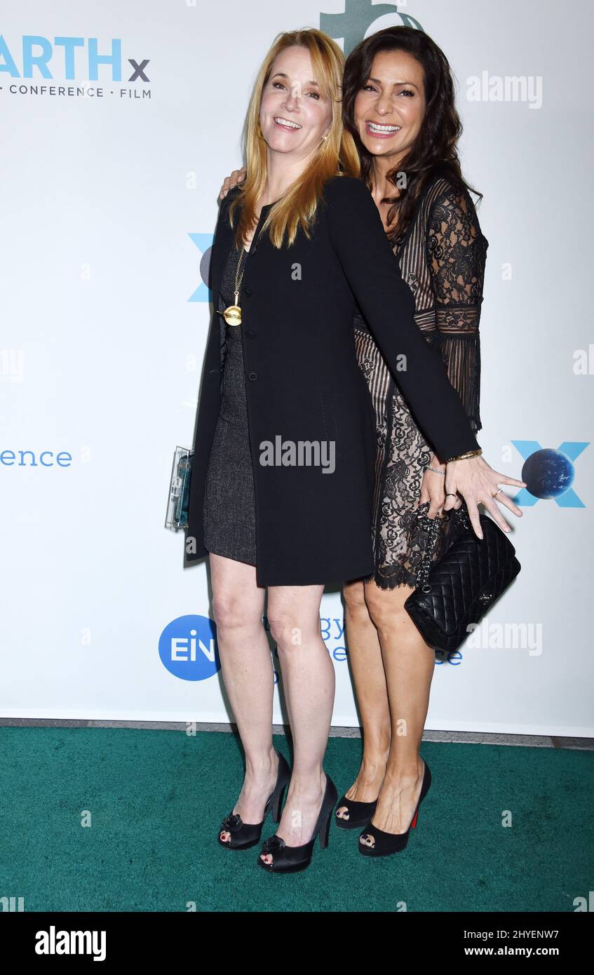 Lea thompson and constance marie hi-res stock photography and images ...
