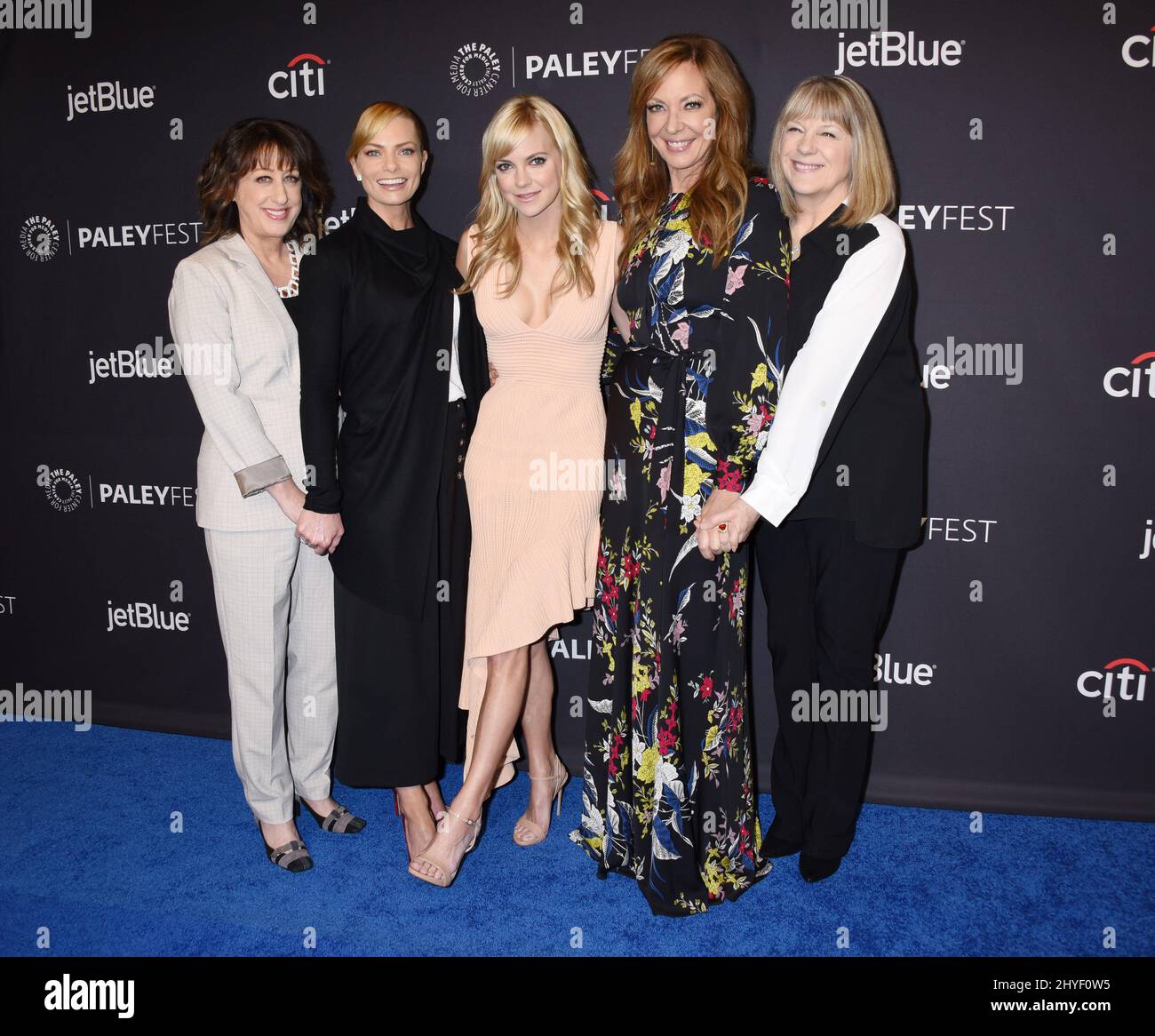 Beth Hall Jaime Pressly Anna Faris Allison Janney And Mimi Kennedy