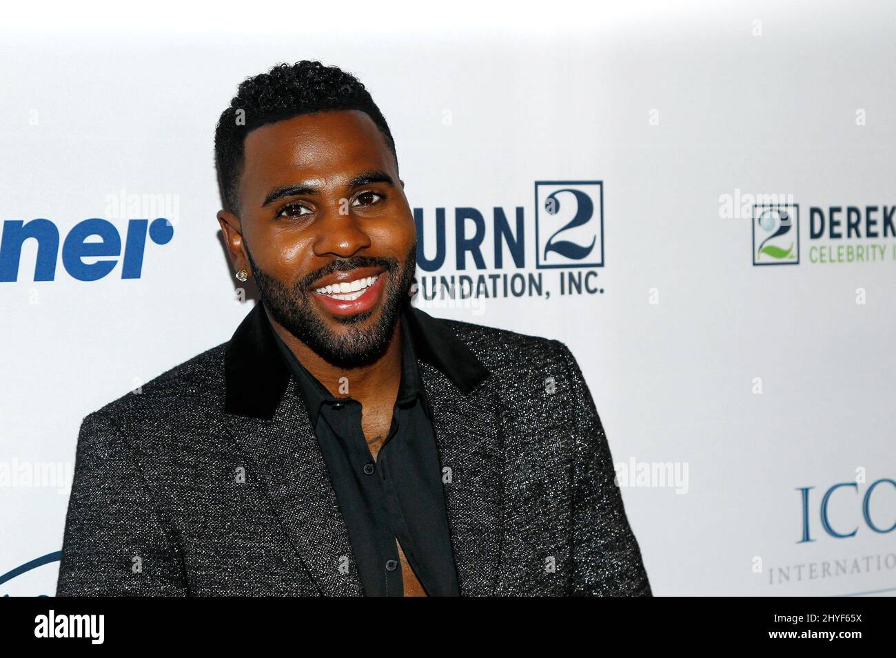 Jason Derulo arrives at the Derek Jeter Celebrity Invitational Gala ...
