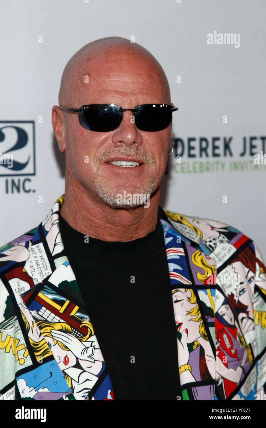 Jim McMahon arrives at the Derek Jeter Celebrity Invitational Gala held ...