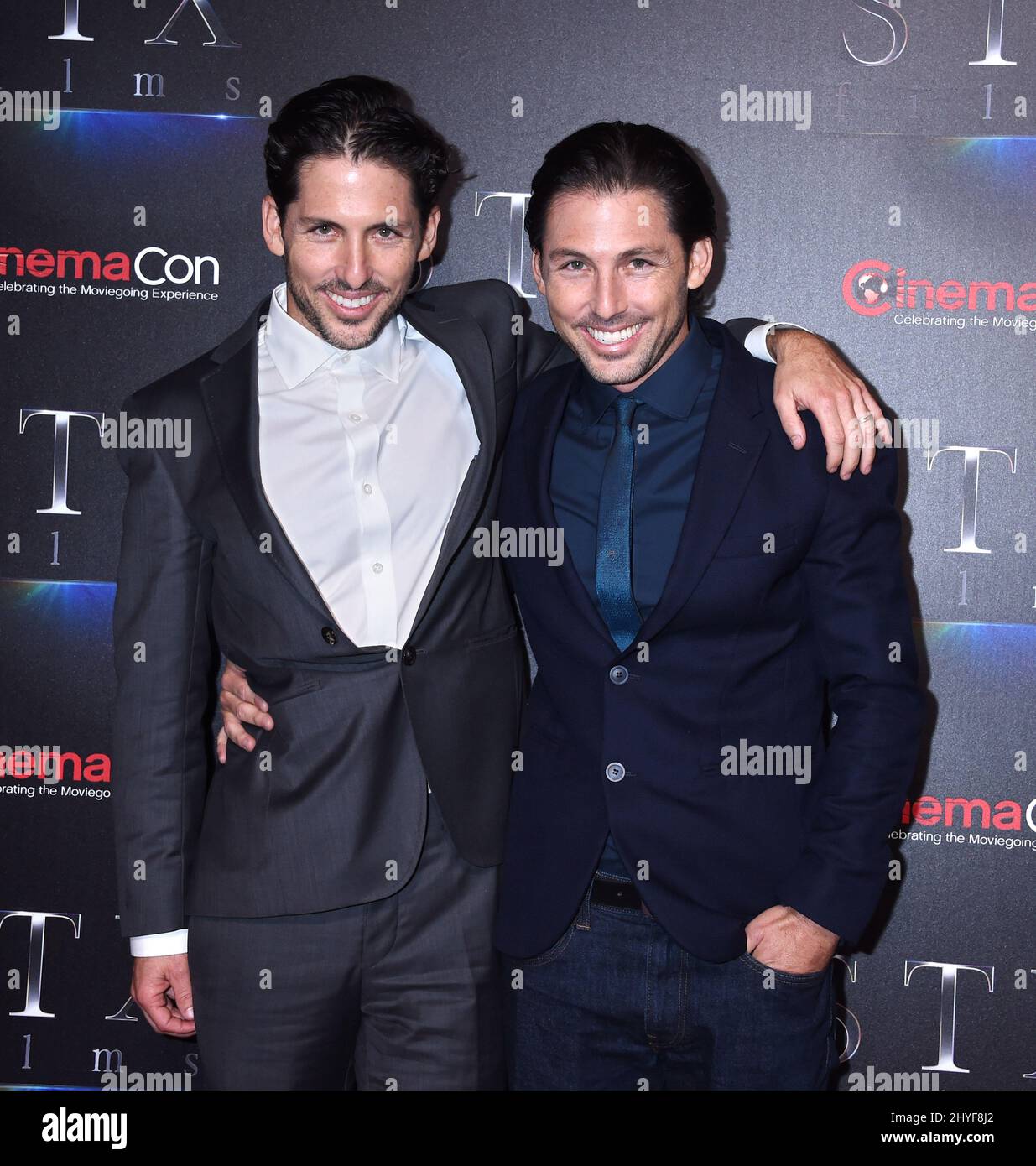 Jordan kandell and aaron kandell hi-res stock photography and images ...