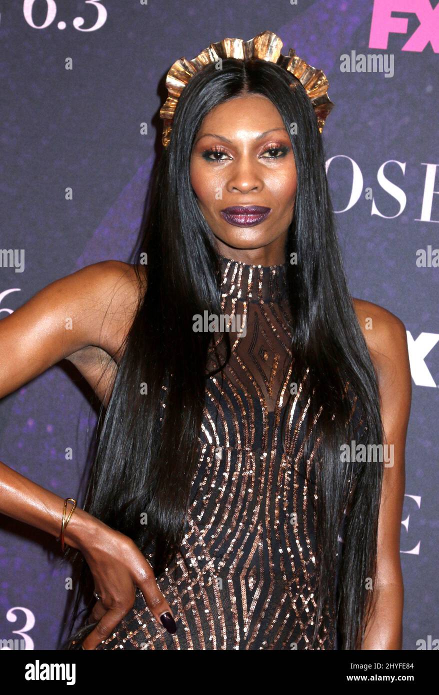 Fxs Pose Premiere High Resolution Stock Photography and Images - Alamy