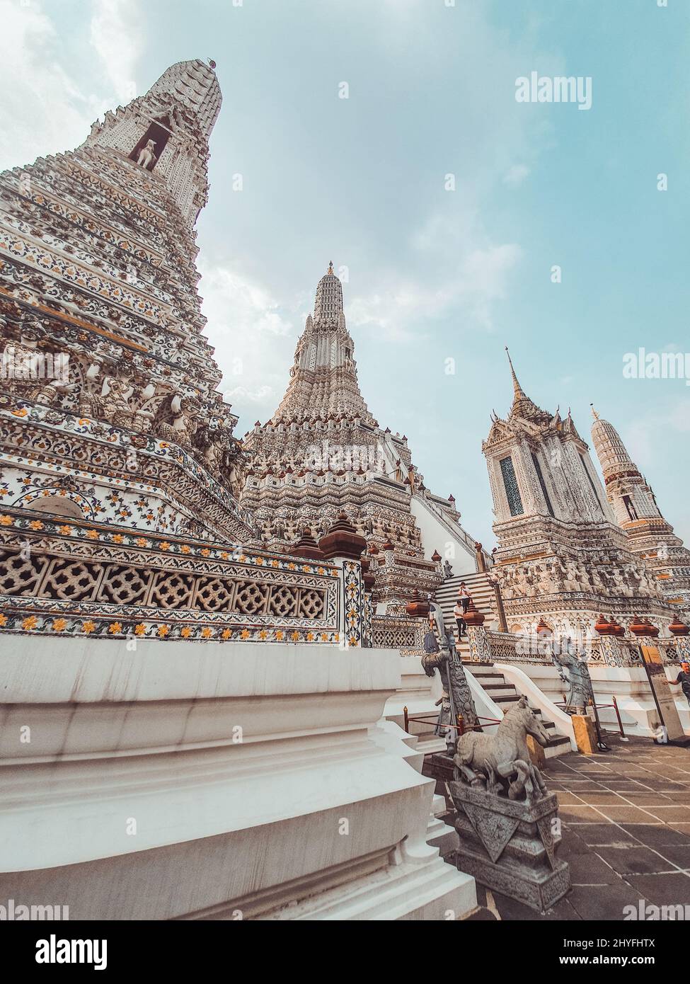 Wat arun perspective hi-res stock photography and images - Alamy