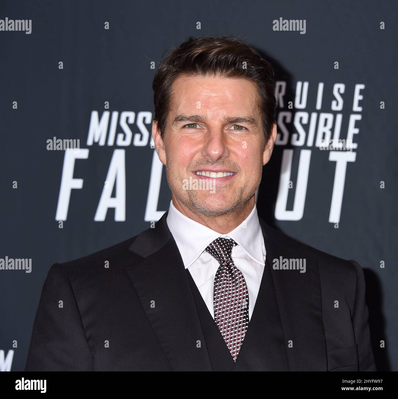 Tom cruise headshot hi-res stock photography and images - Alamy