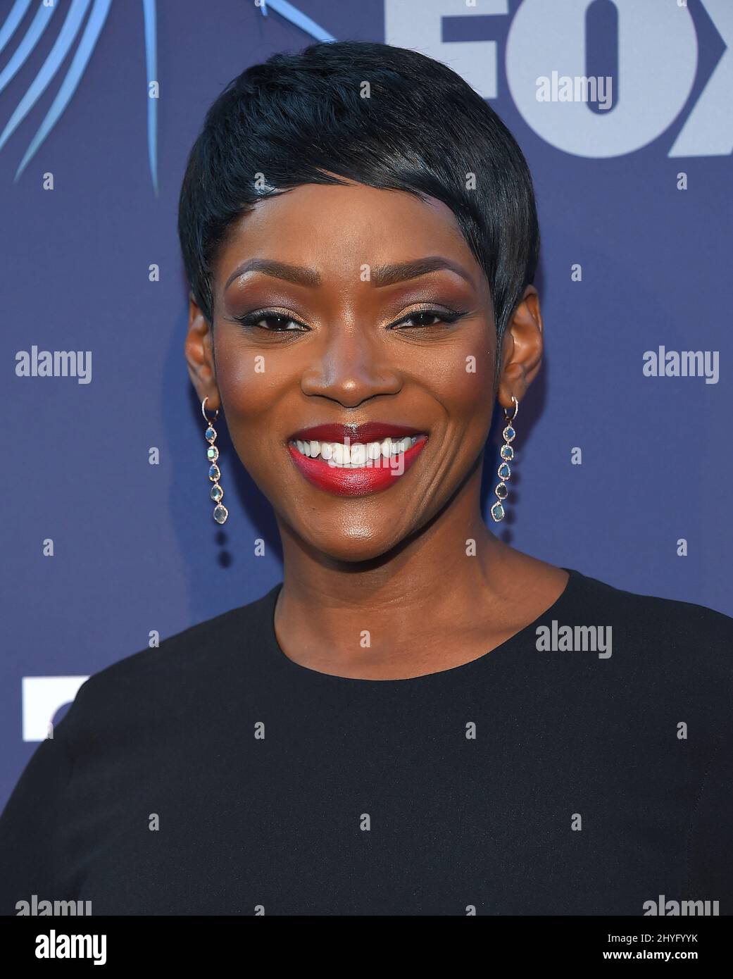 Sloane Fox's Instagram, Twitter & Facebook on IDCrawl