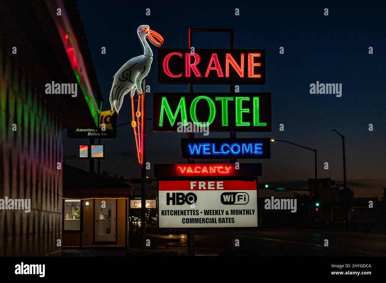 Neon sign of the Crane Motel in Roswell New Mexico Stock Photo - Alamy