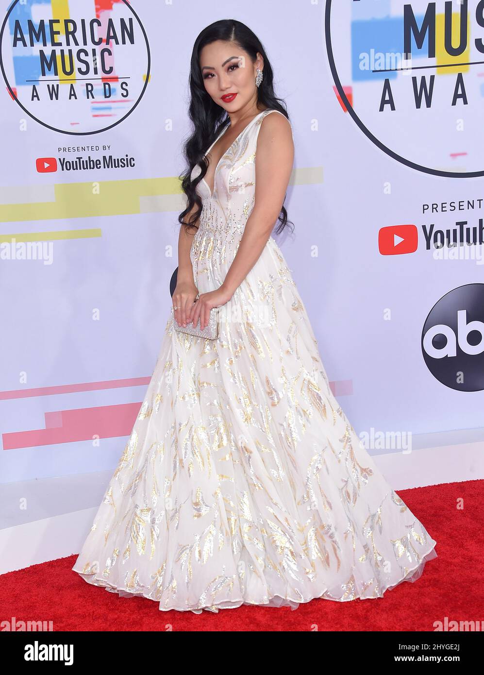 Tina Guo at the 2018 American Music Awards held at the Microsoft ...
