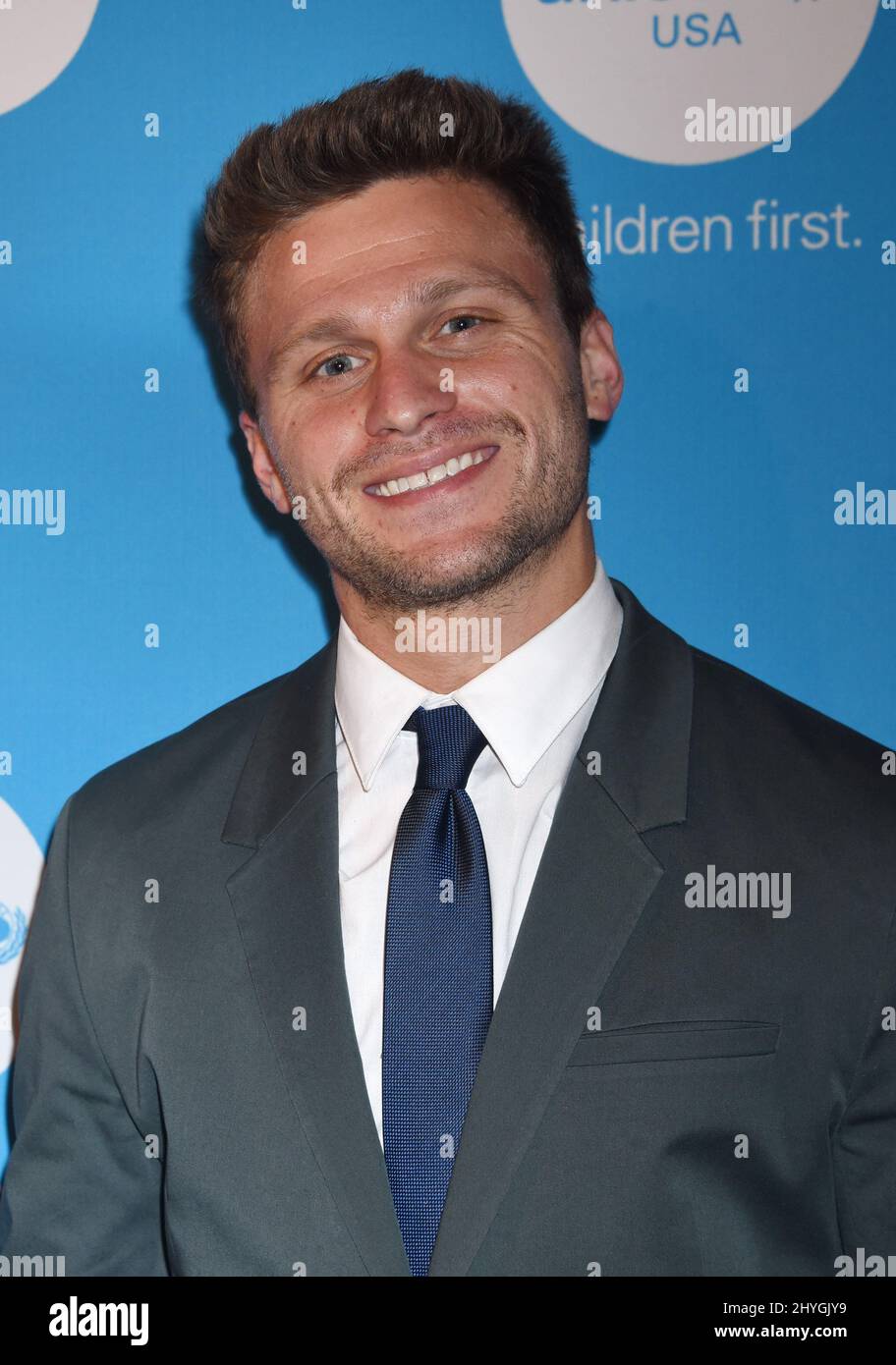 Jon Rudnitsky at the 6th Annual UNICEF Masquerade Ball held at Clifton ...