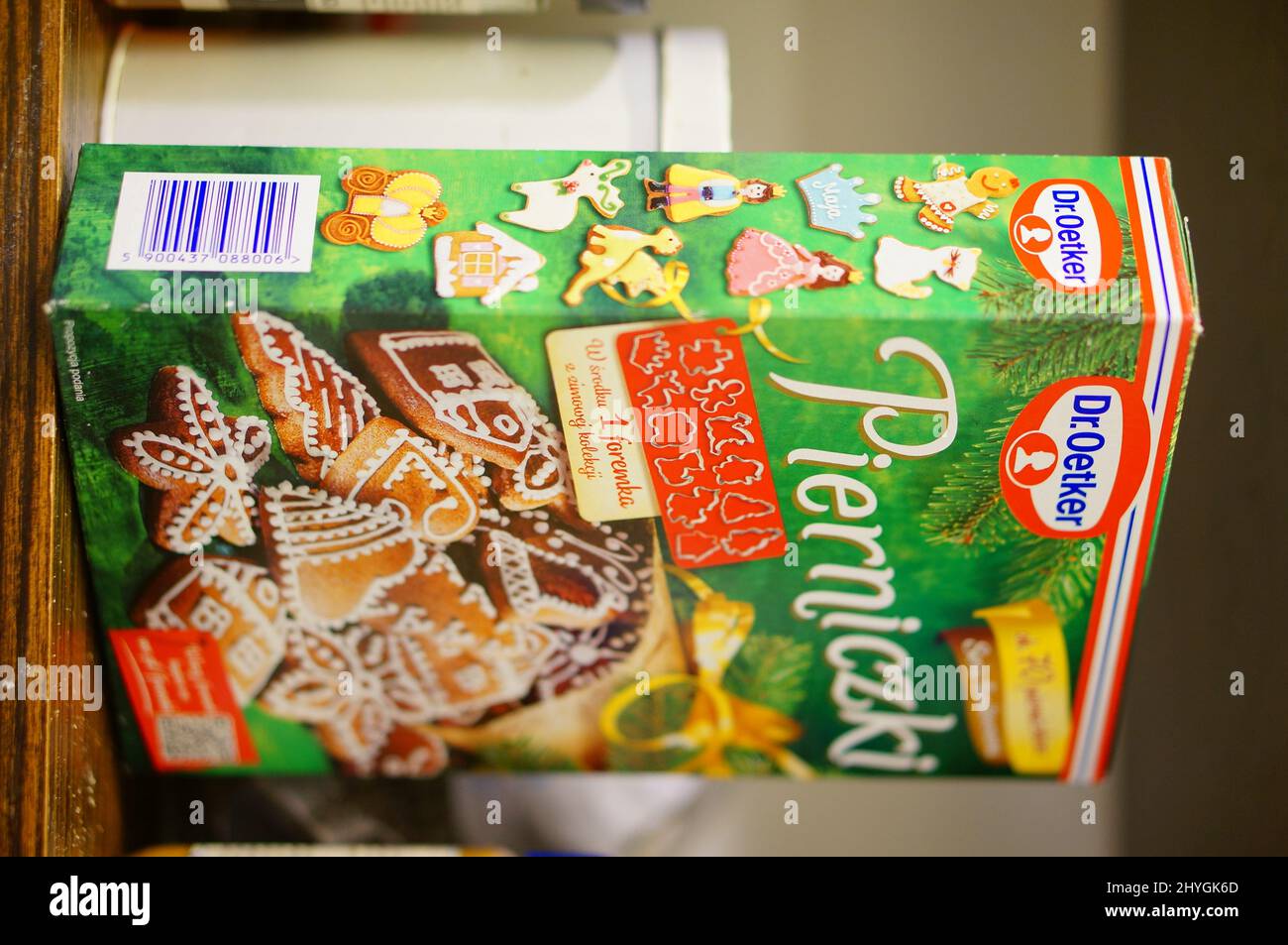 Dr Oetker brand ginger cookies baking mix in a box Stock Photo - Alamy