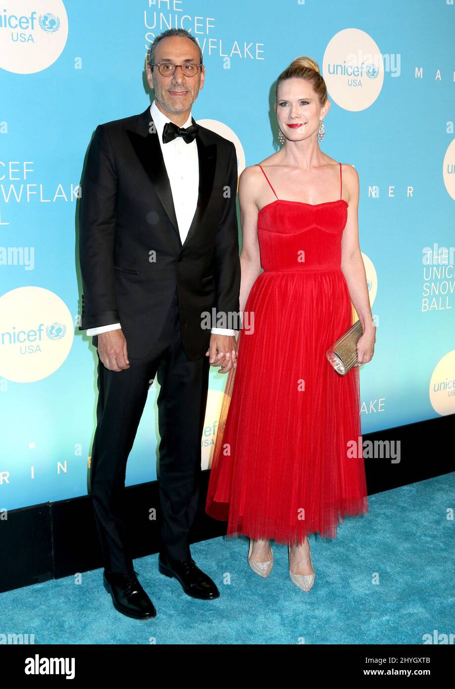 Husband dan benton hi-res stock photography and images - Alamy