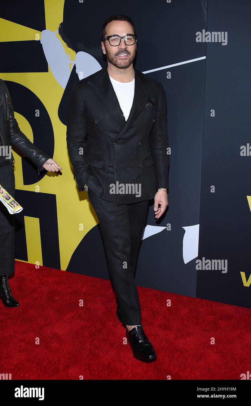 Jeremy Piven at the world premiere of "VICE'" held at the Academy of ...