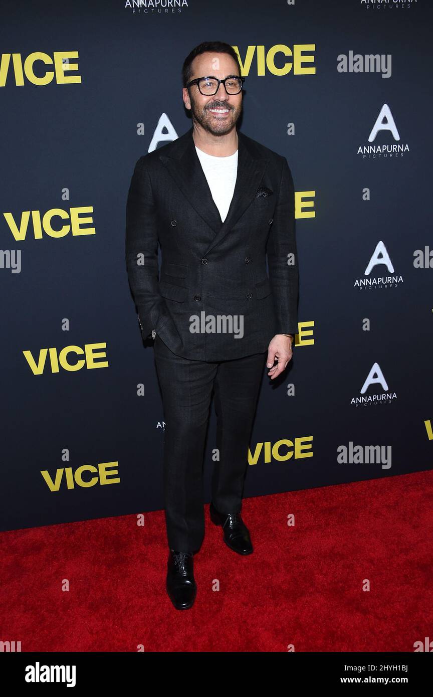 Jeremy Piven at the world premiere of "VICE'" held at the Academy of ...