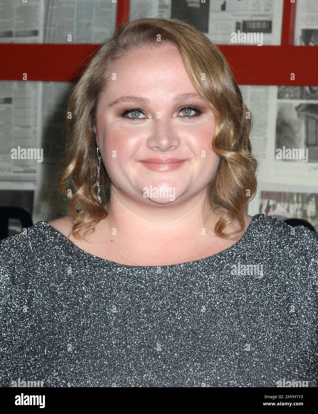 Danielle macdonald bird box hi-res stock photography and images - Alamy