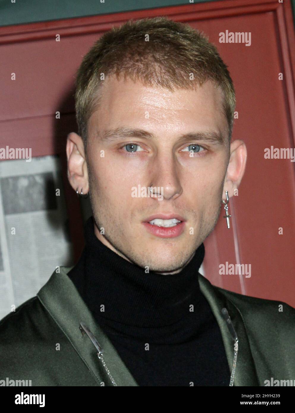 Bird box machine gun hi-res stock photography and images - Alamy