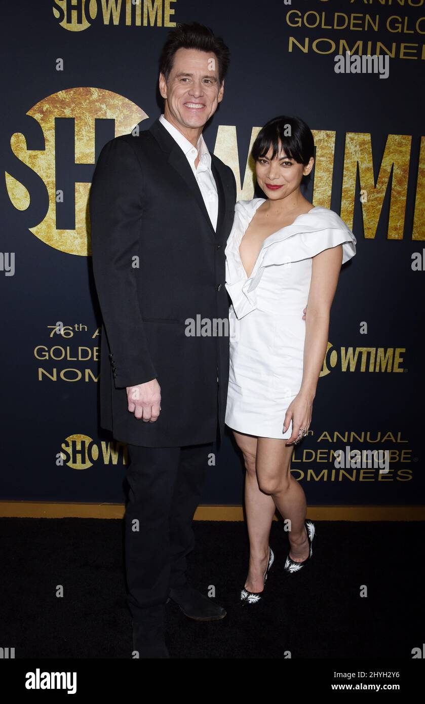 Jim Carrey and Ginger Gonzaga at the SHOWTIME 76th Annual Golden Globe ...