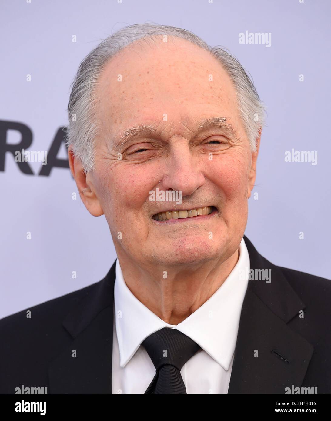 Alan Alda attending the 25th Annual Screen Actors Guild Awards held at ...