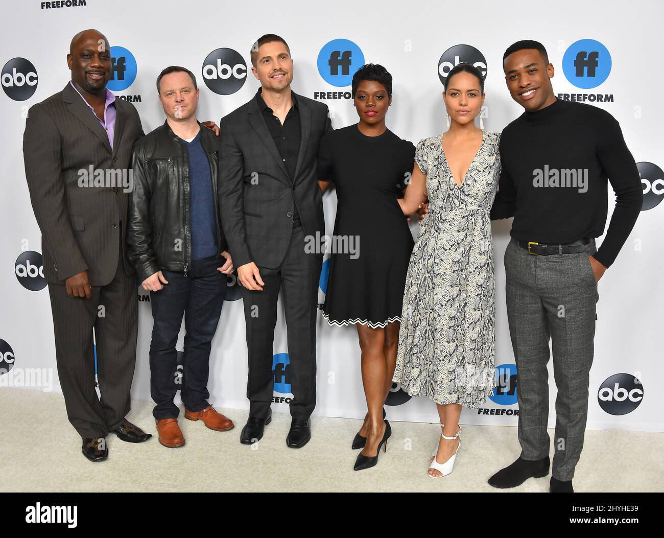 Richard T. Jones, Alexi Hawley, Eric Winter, Afton Williamson, Alyssa ...