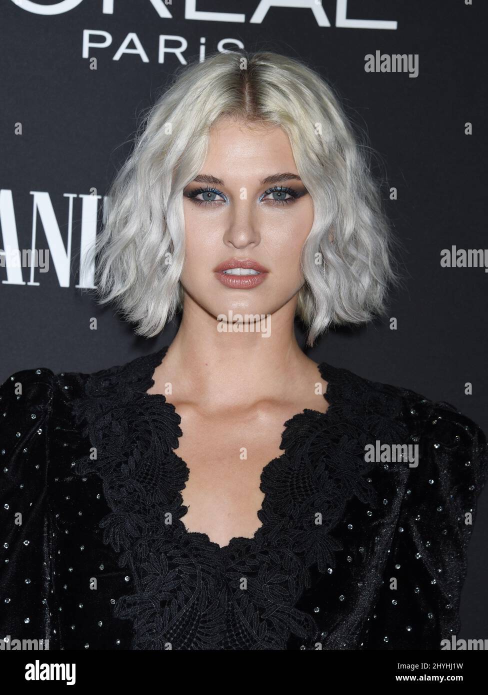 Sarah Grey at the Vanity Fair and L'Oreal Paris Celebrate New Hollywood ...