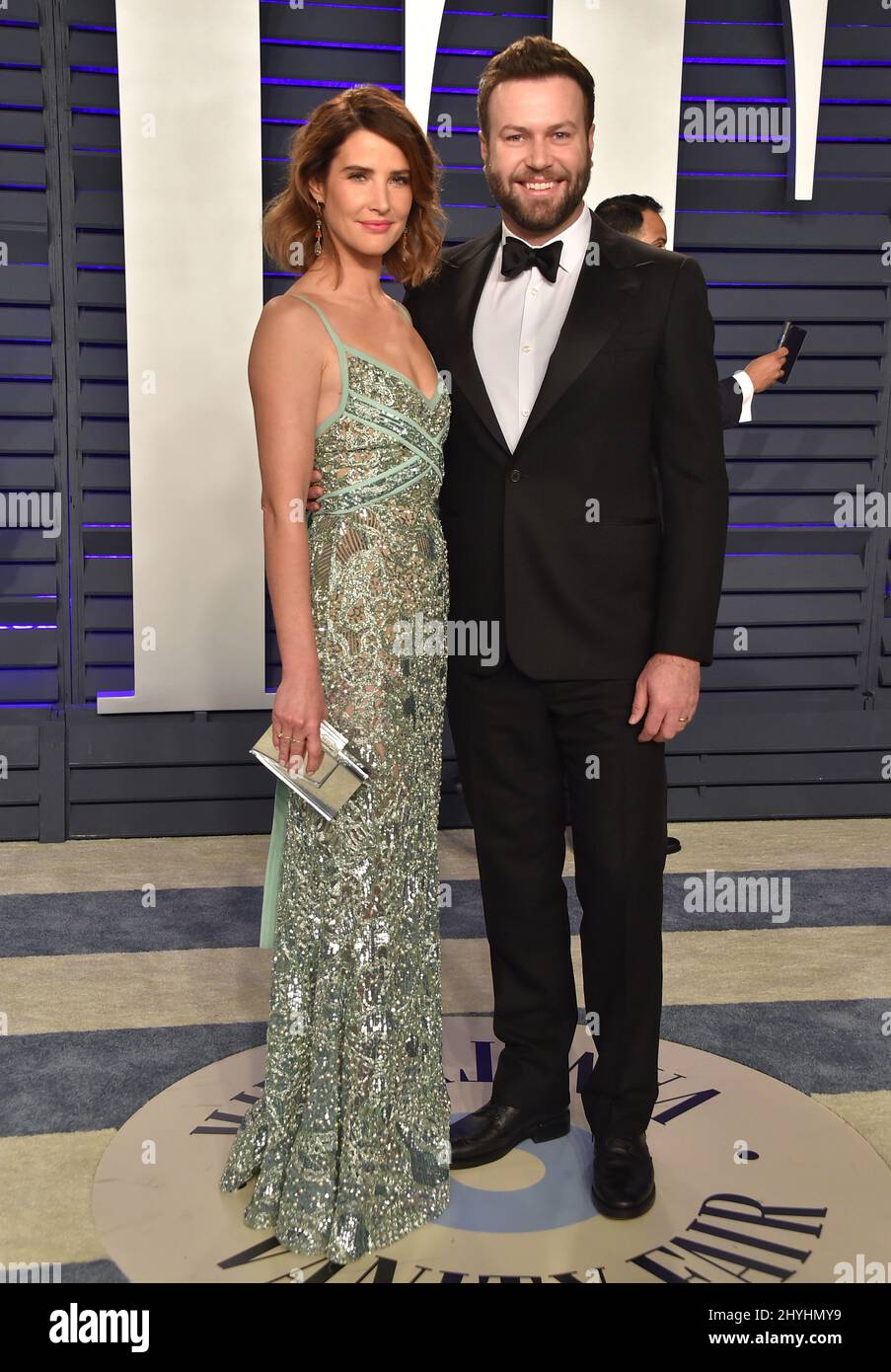 Cobie Smulders and Taran Killam attending the 2019 Vanity Fair Oscar ...