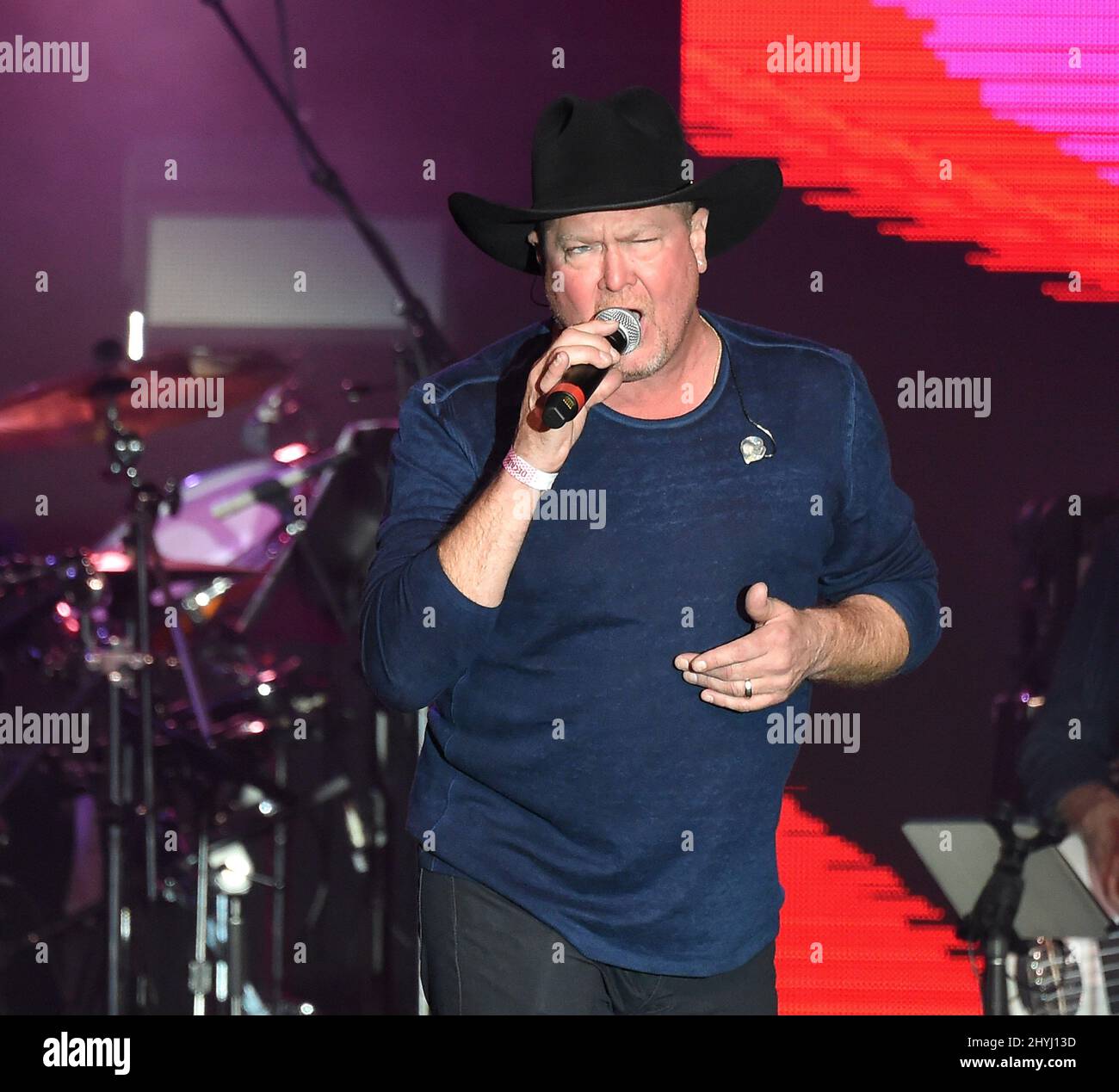 Tracy Lawrence onstage at ACM Decades held at the Marquee Ballroom in ...