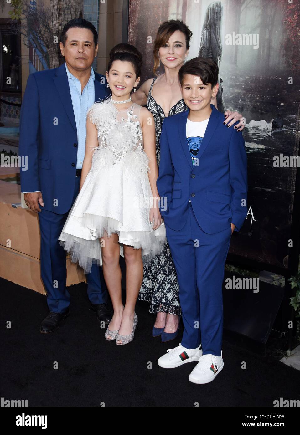 Raymond Cruz, Jaynee Lynne Kinchen, Linda Cardellini and Roman Christou ...