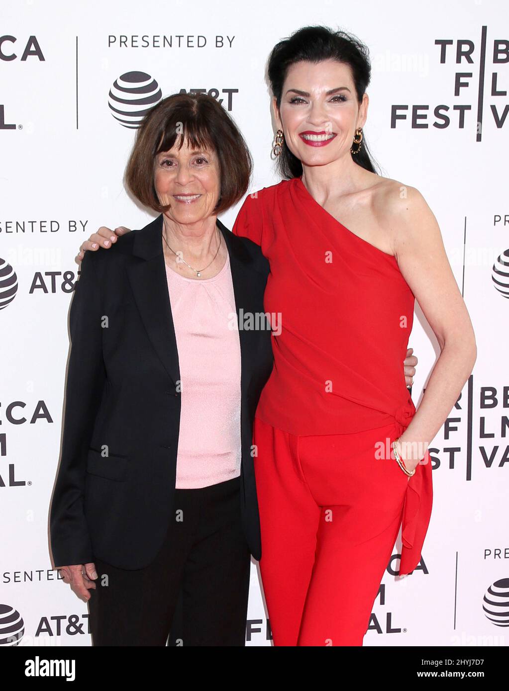 Lieutenant colonel nancy jaax hi-res stock photography and images - Alamy