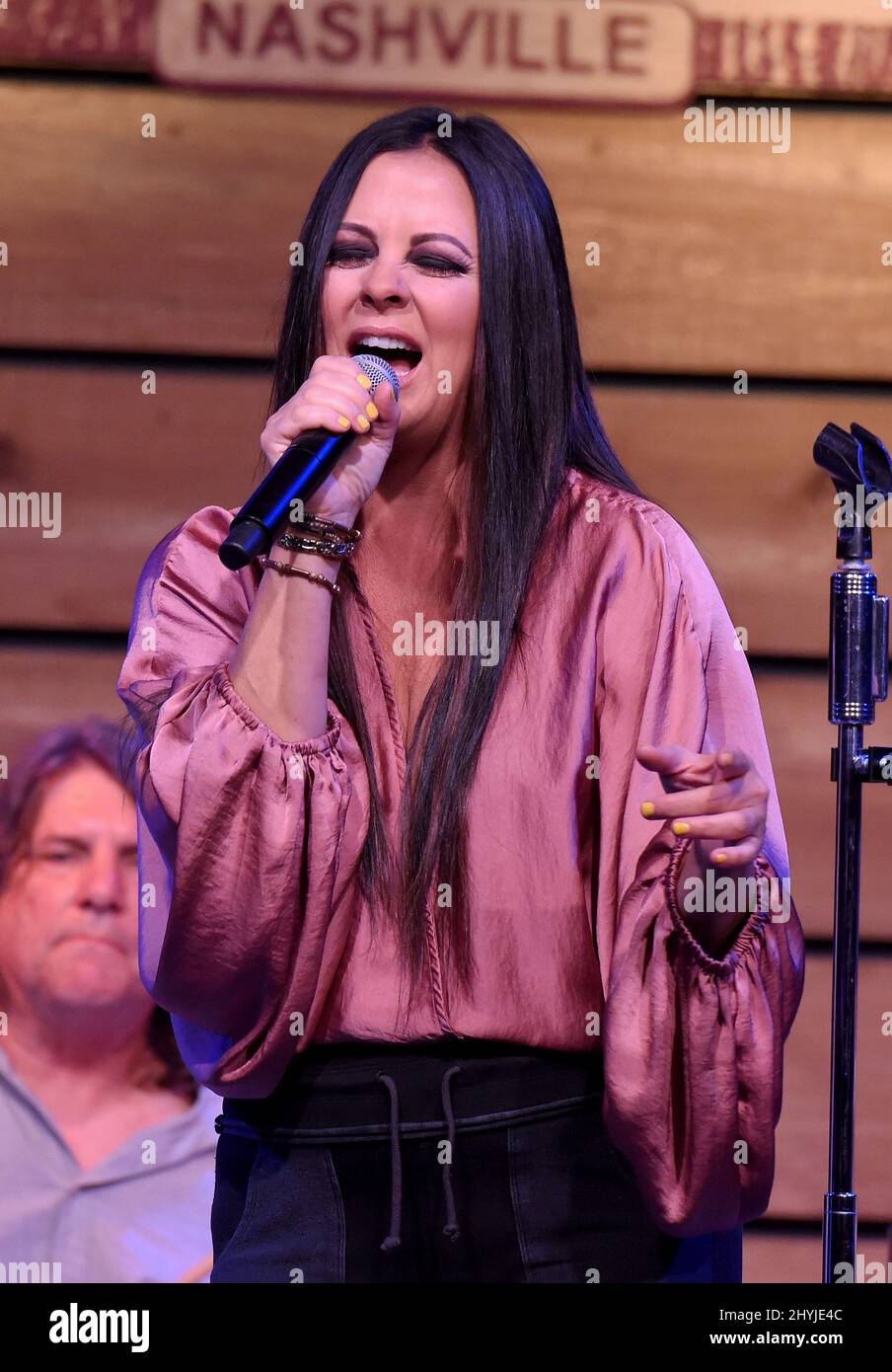 Sara evans family hi-res stock photography and images - Alamy