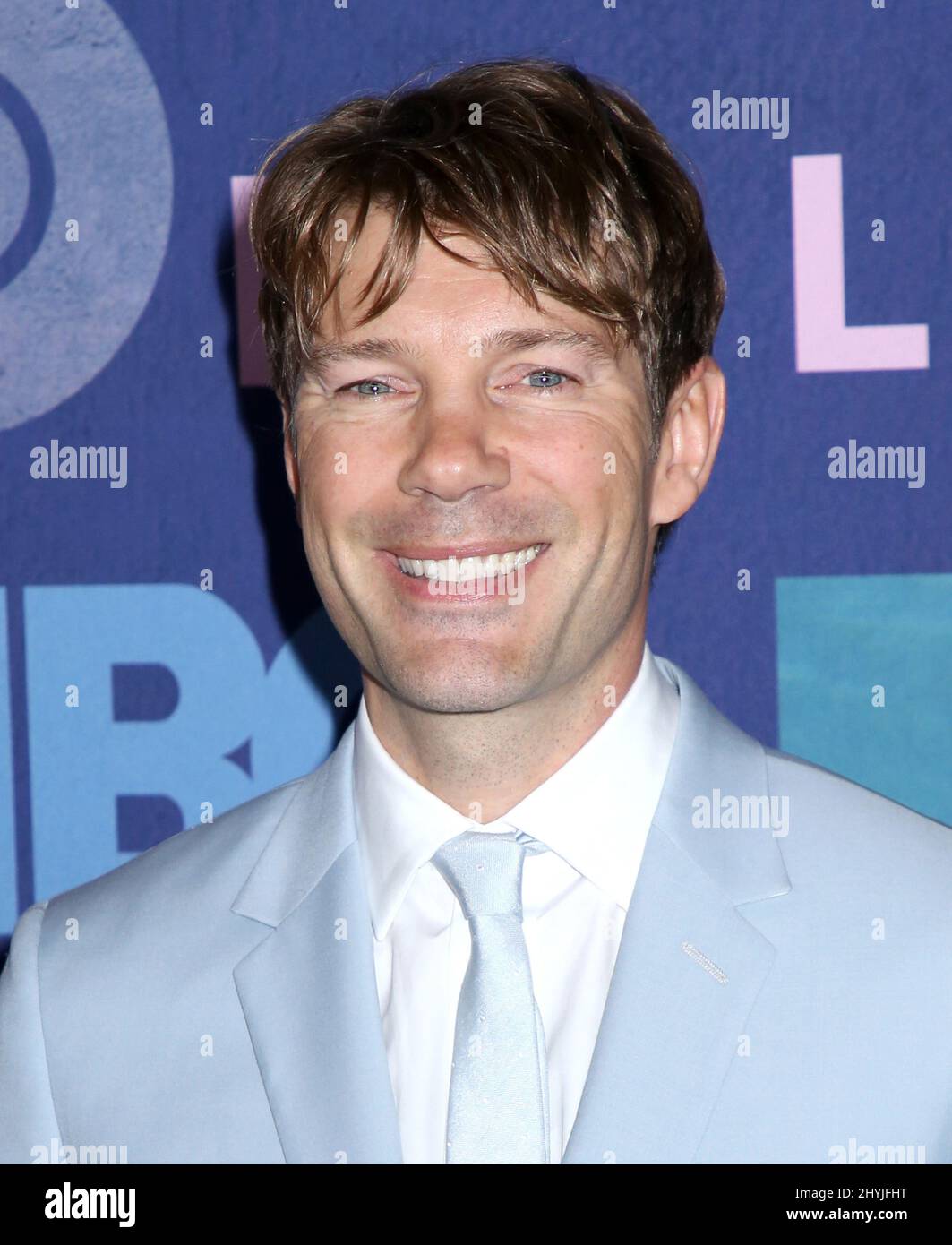 2 per hi-res stock photography and images - Alamy