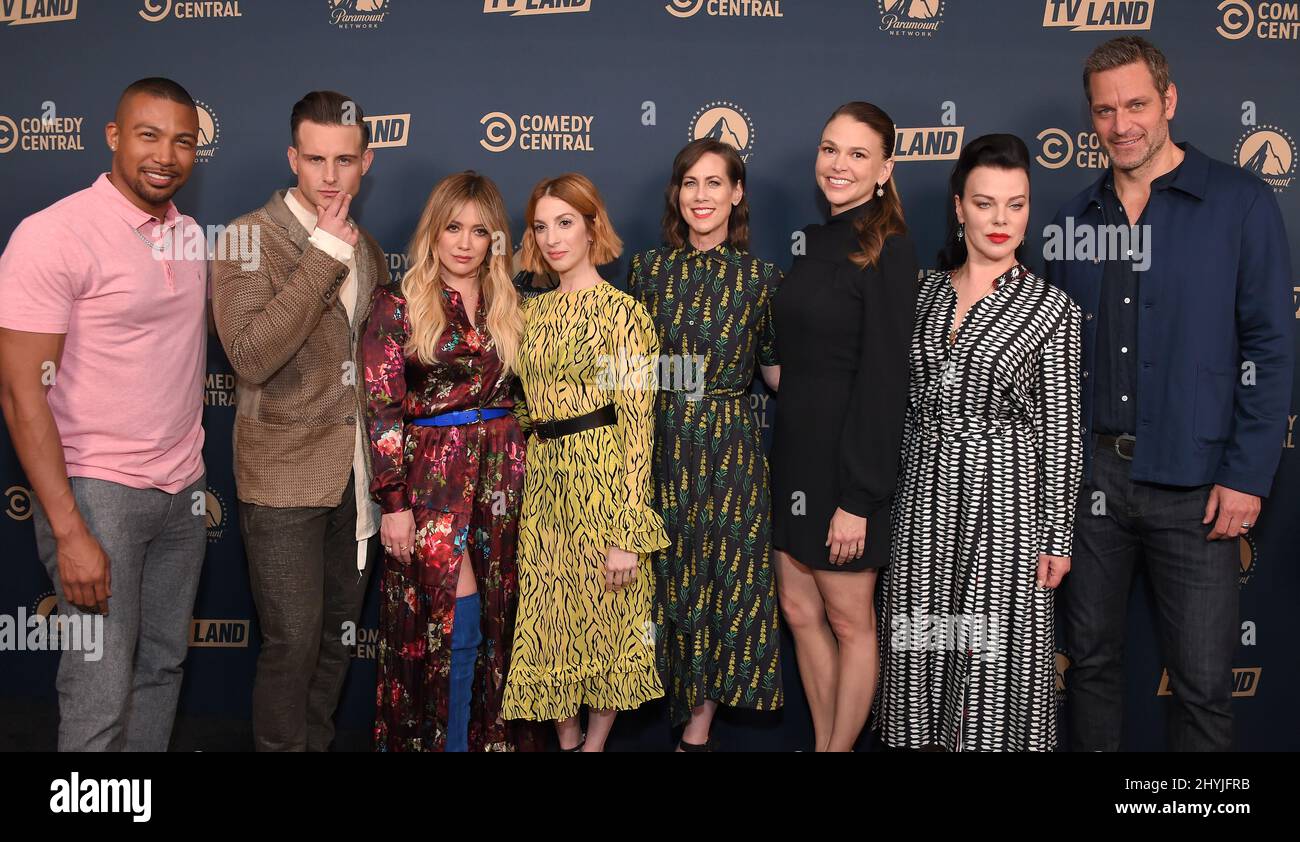 Charles MIchael Davis, Nico Tortorella, Hilary Duff, Molly Bernard ...