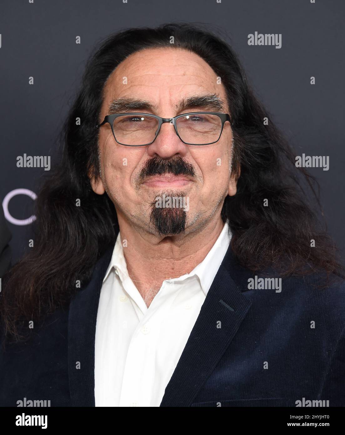 George DiCaprio arriving to the HBO's 'Ice on Fire' Premiere at LACMA ...