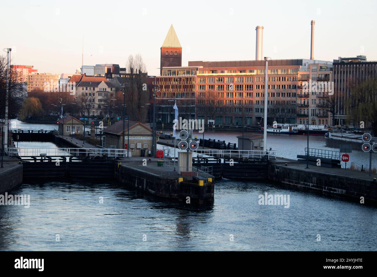 Muehlendamm locks hi-res stock photography and images - Alamy
