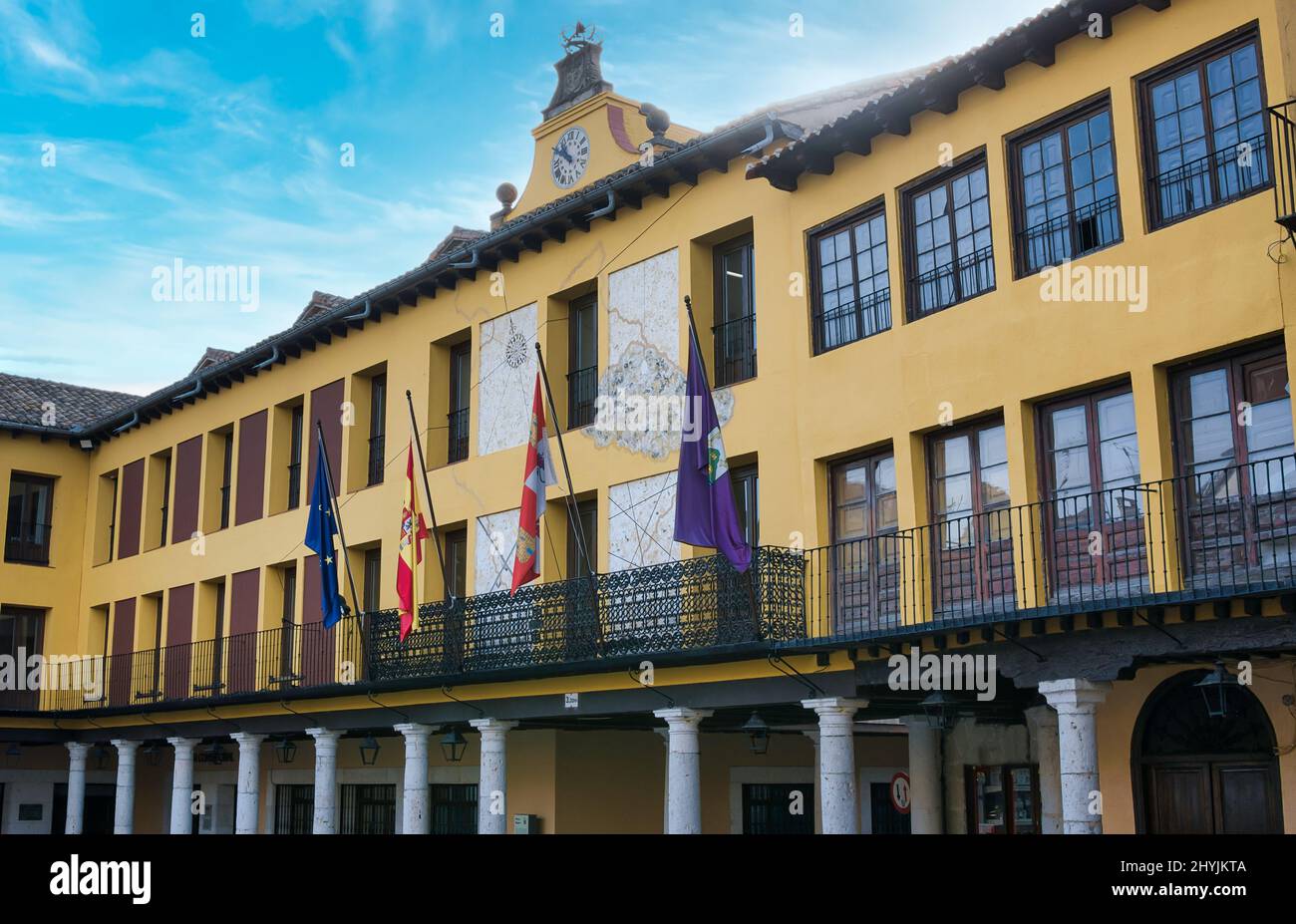 Beautiful view of the ancient main square with arcades in Tordesillas ...