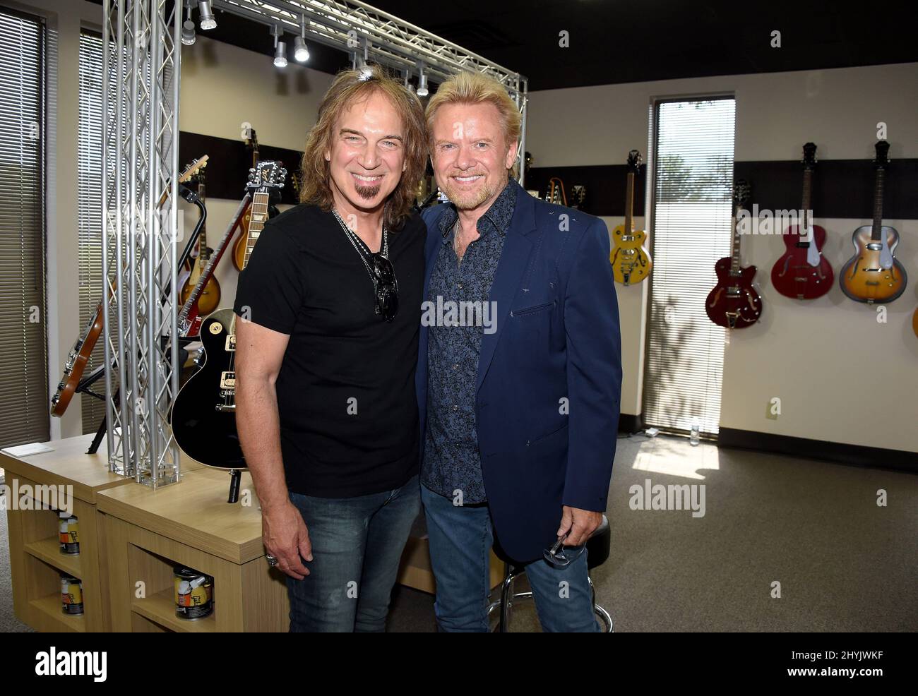 REO Speedwagon's Dave Amato and Lee Roy Parnell at the Gibson USA ...