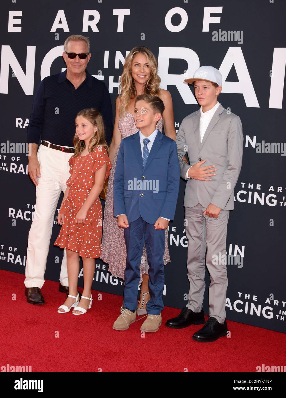 Kevin Costner, Christine Costner, Grace Costner, Hayes Costner and ...