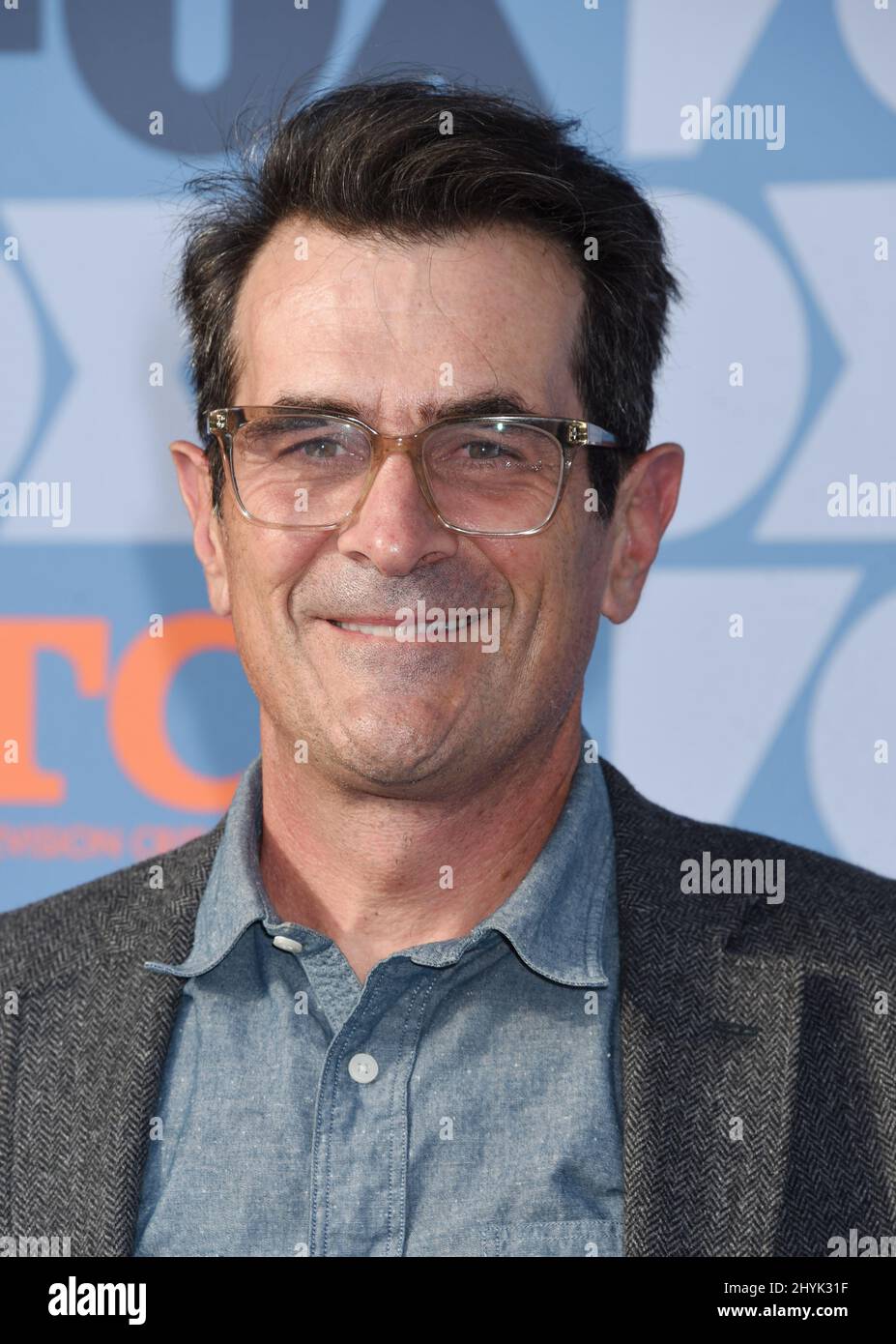 Ty burrell fox party hi-res stock photography and images - Alamy