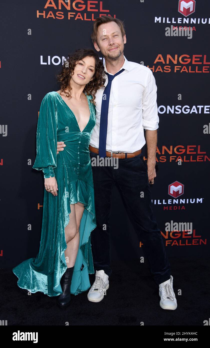 Sophia Del Pizzo and Jimmi Simpson at the Los Angeles premiere of ...