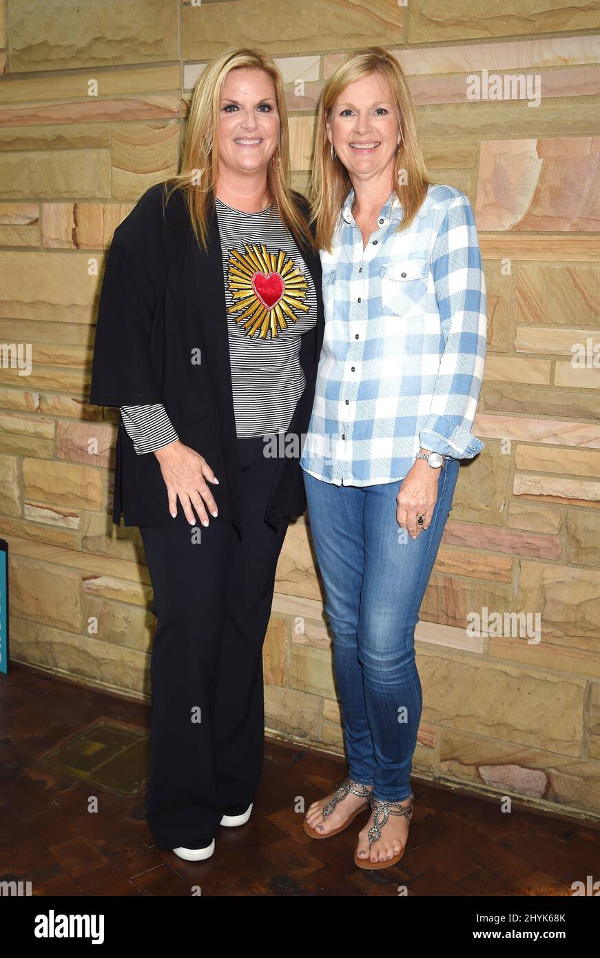 Every girl road trip hi-res stock photography and images - Alamy