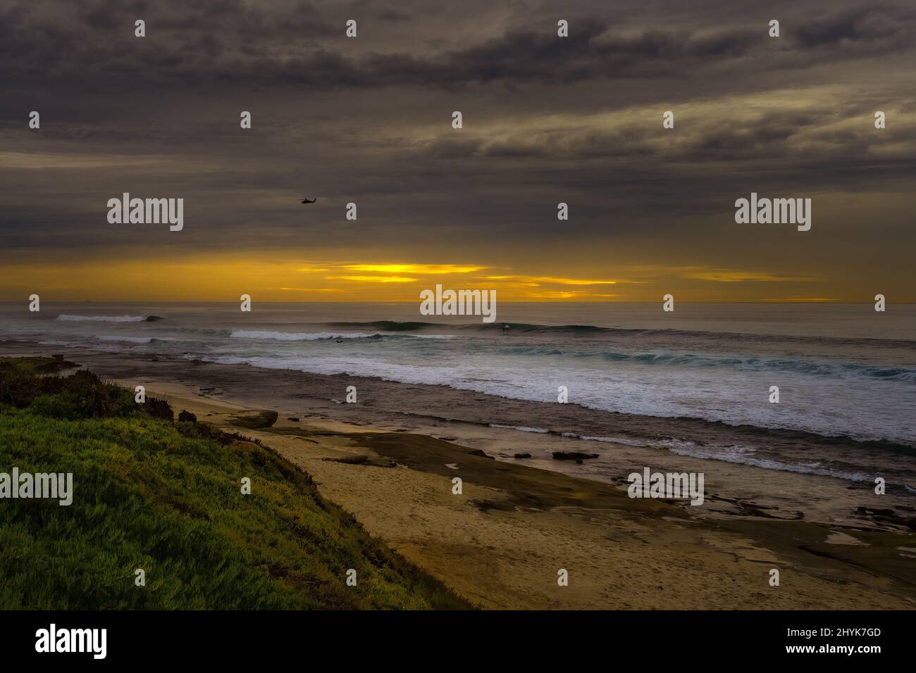 LA JOLLA SHORELINE WITH A SAND AND ROCK SHORELINE AND NICE WAVES ...