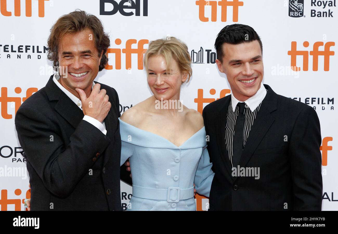 Rupert Goold, Renee Zellweger and Finn Wittrock arrives at the premiere ...