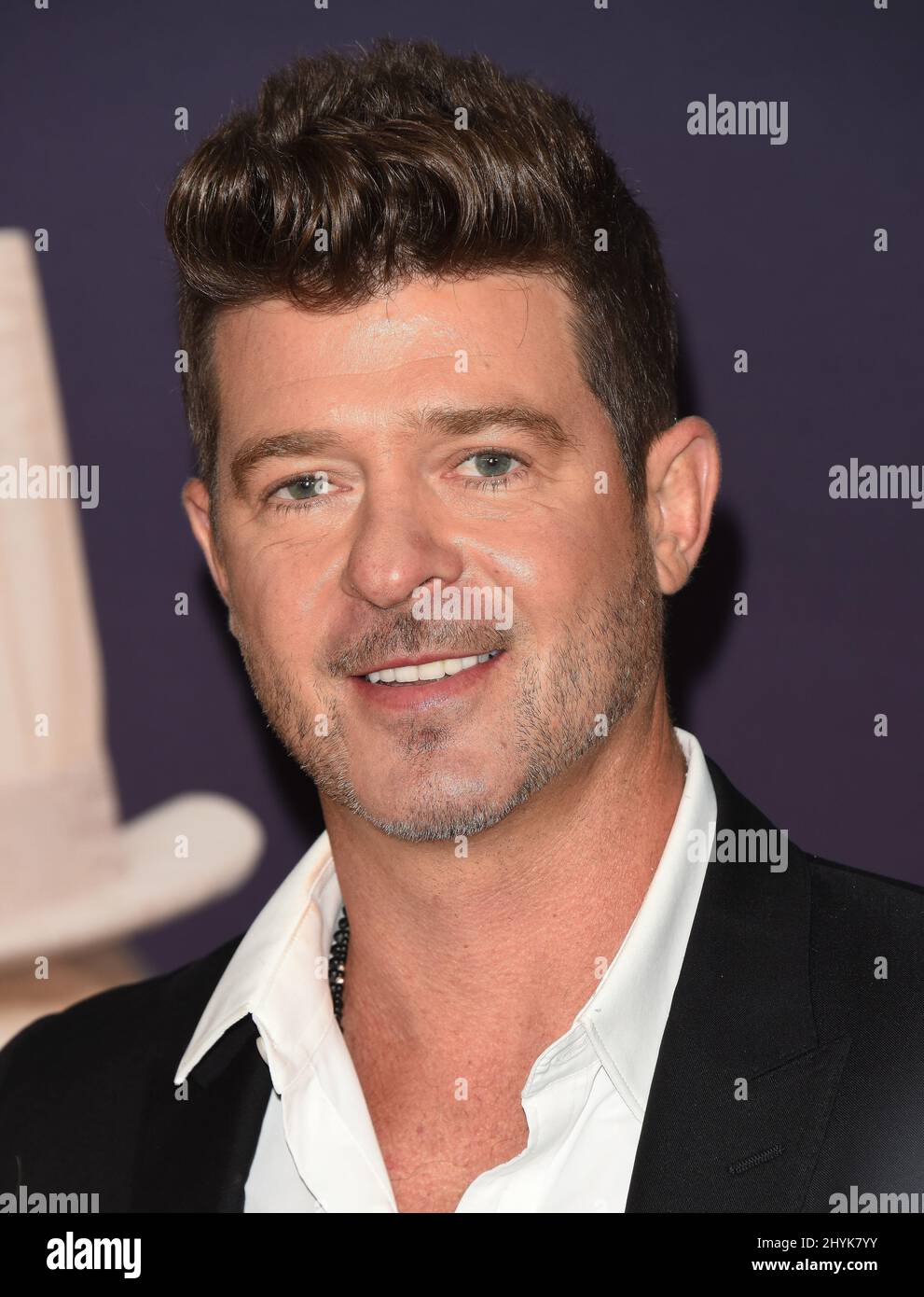 Robin Thicke arriving to the 'The Masked Singer' Season 2 Premiere at ...