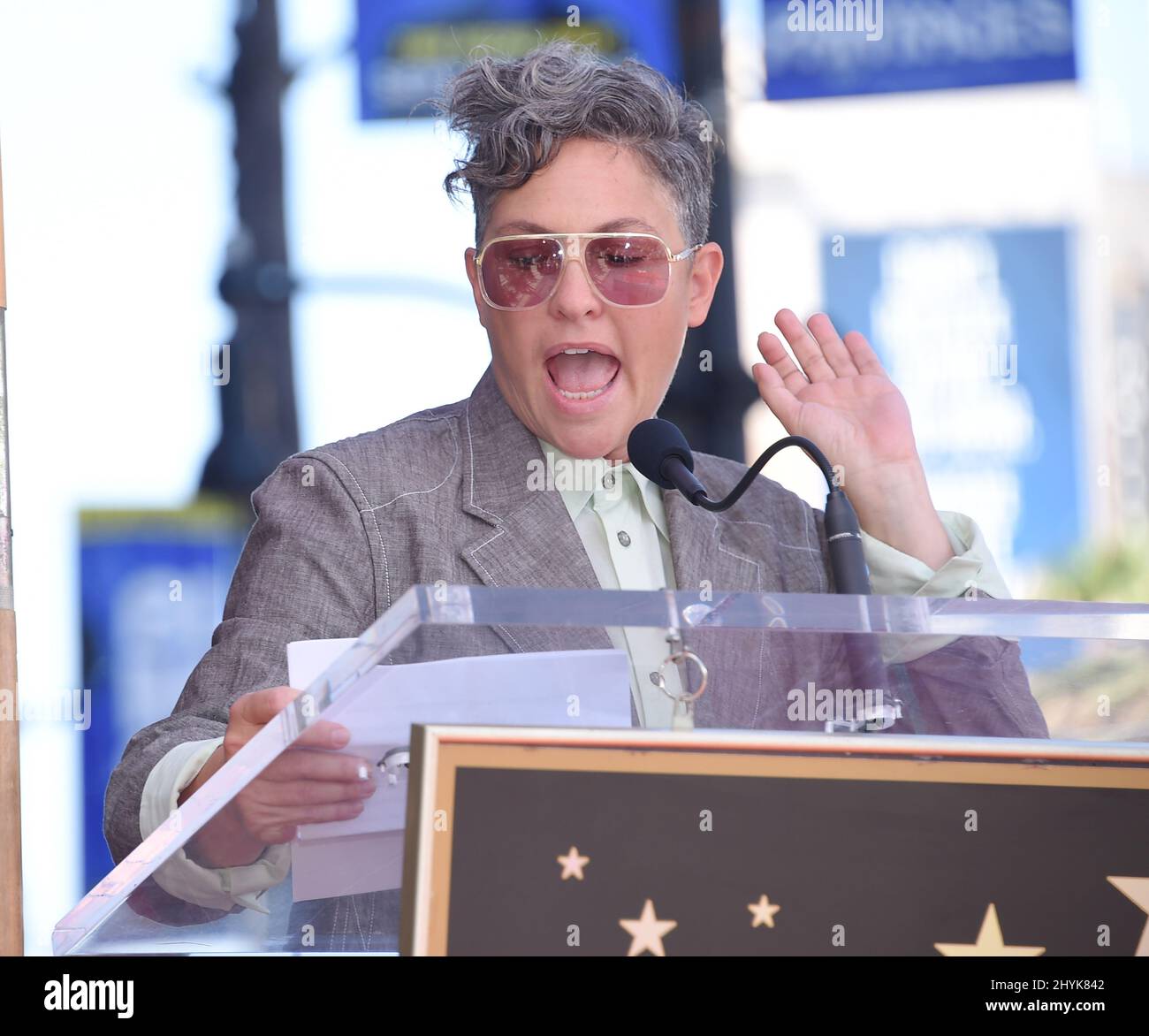 Jill soloway judith light hi-res stock photography and images - Alamy