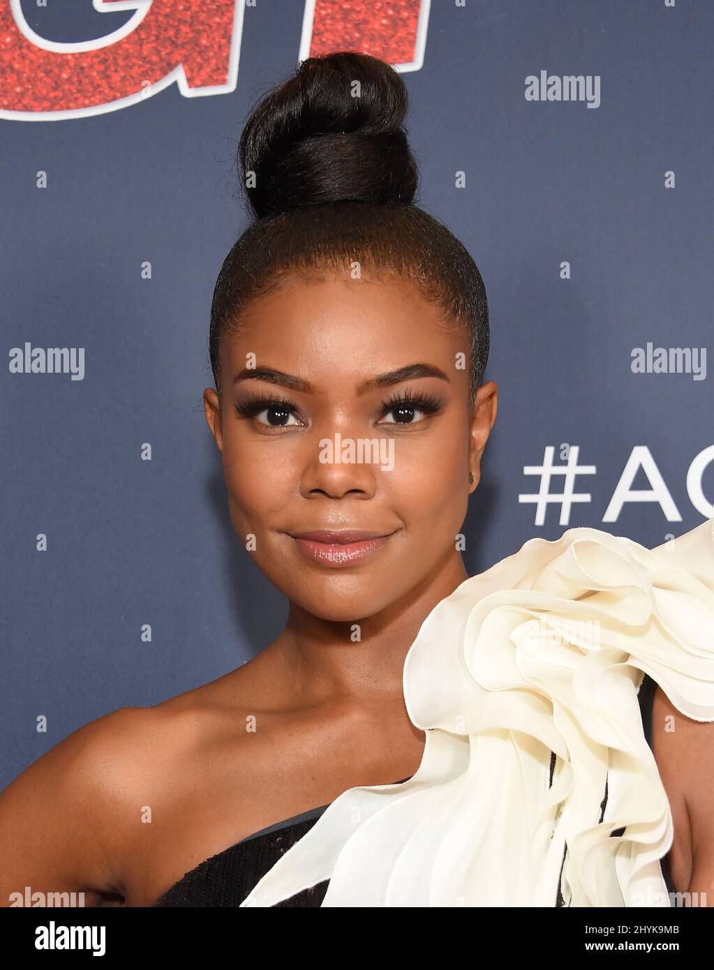 Gabrielle Union walks the carpet at the 'America's Got Talent' Finals ...
