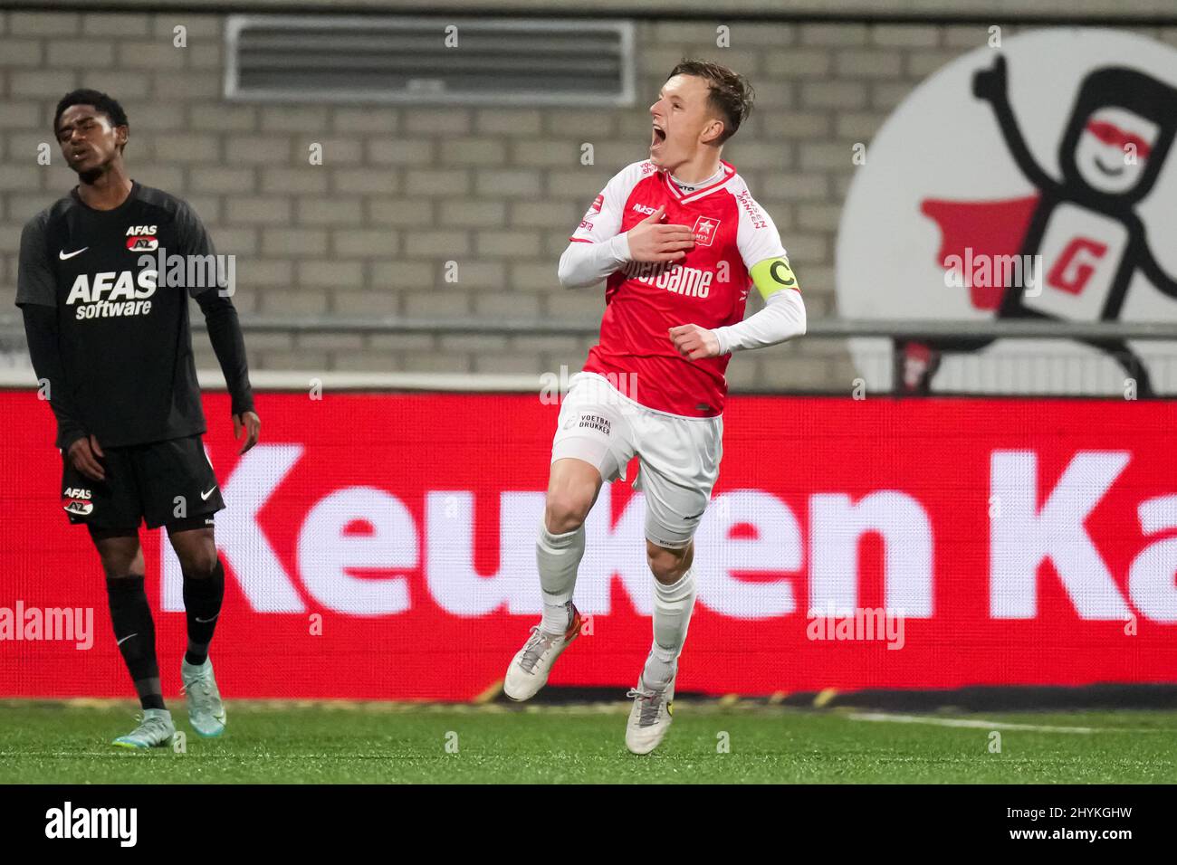 MAASTRICHT, NETHERLANDS - JANUARY 15: Sven Blummel of MVV Maastricht ...