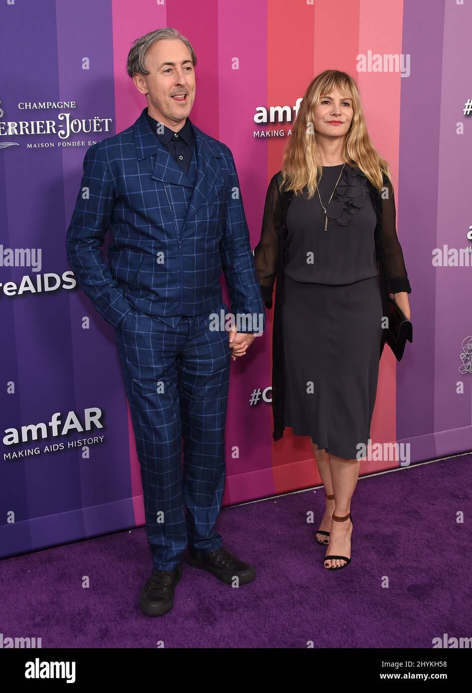 Alan Cumming and Jennifer Jason Leigh at the 2019 amFAR Gala Los ...
