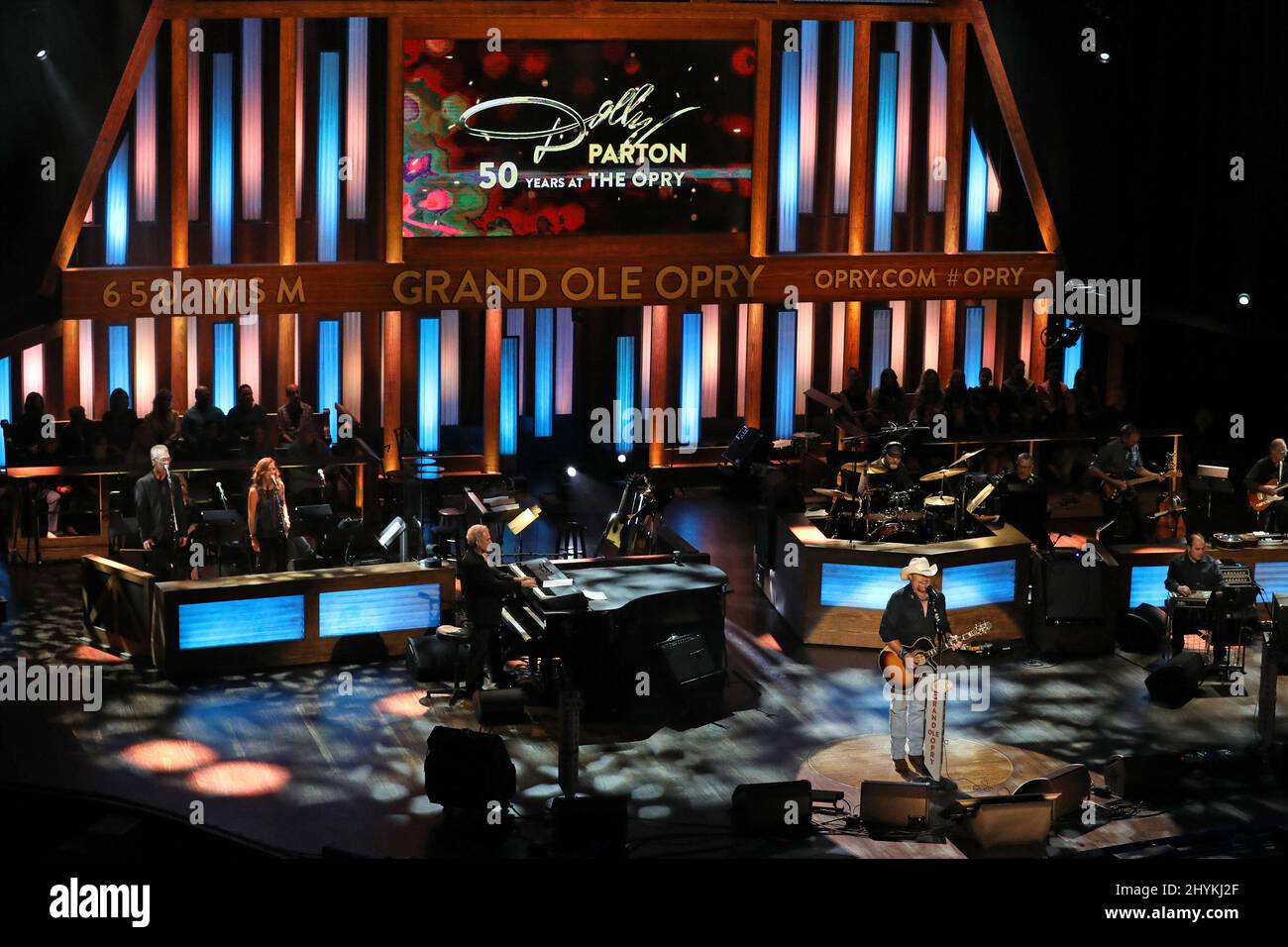 Toby Keith Commemorates Dolly Partons 50th Anniversary As A Member Of