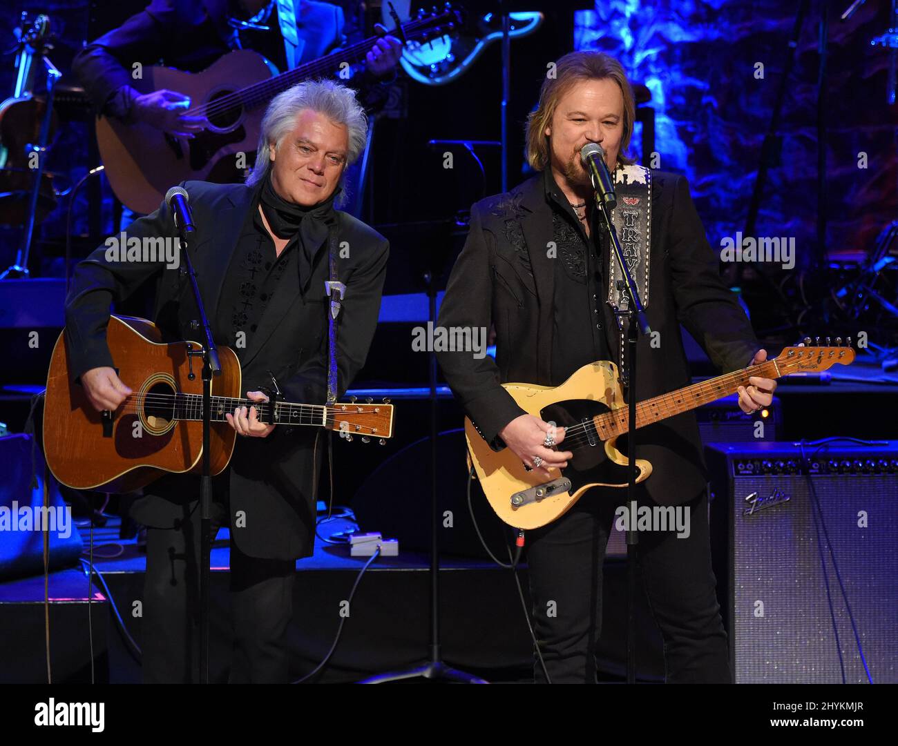 Travis tritt onstage hi-res stock photography and images - Alamy