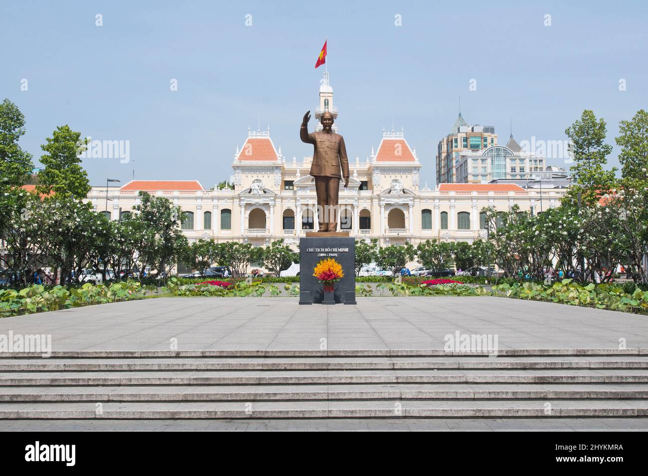 Ho chí minh monument hi-res stock photography and images - Alamy